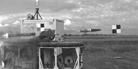 El misil anticarro MILAN ER de serie supera las primeras pruebas de disparo - Noticias Defensa ...